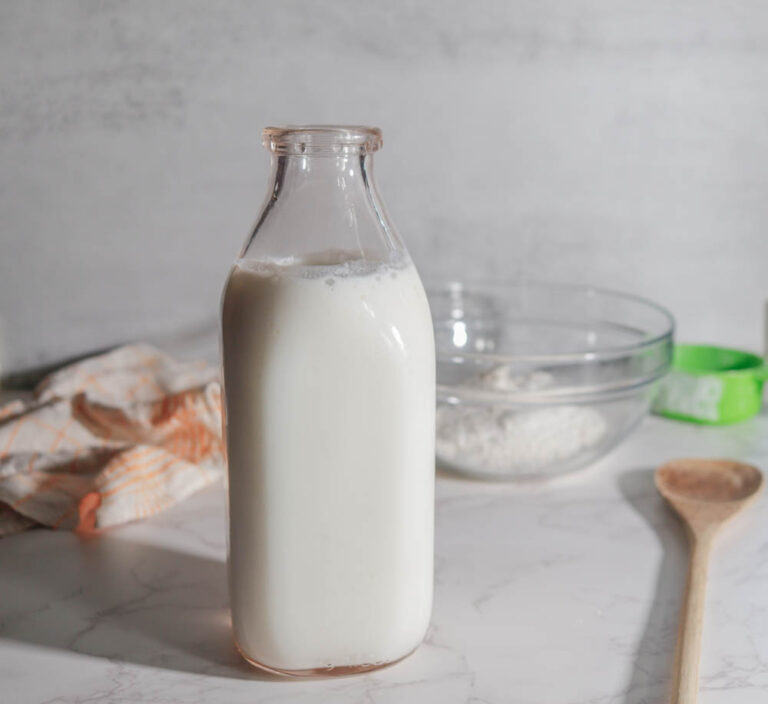 How to Make Cultured Buttermilk - 1898 Mama